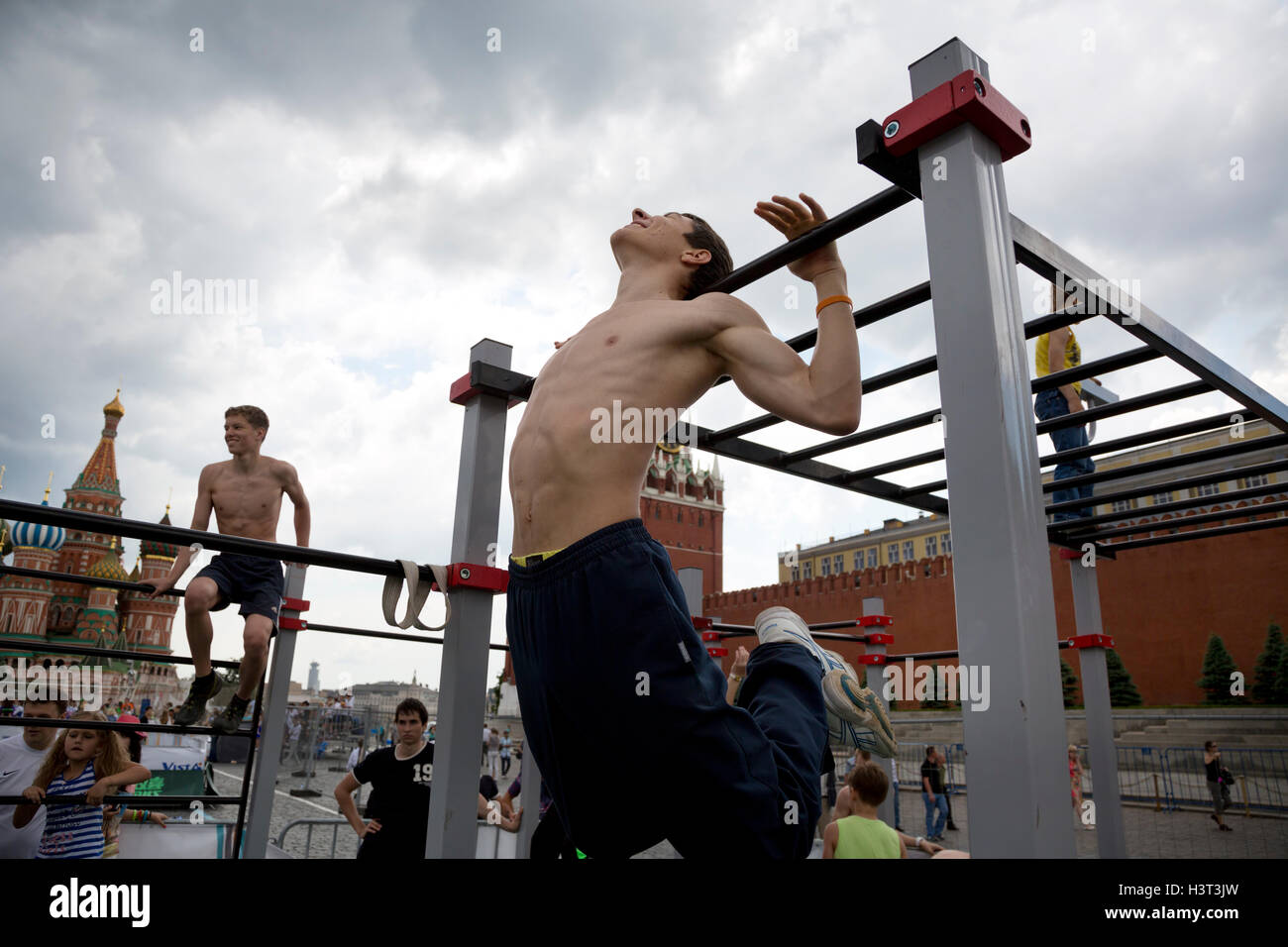 Labour square hi-res stock photography and images - Alamy