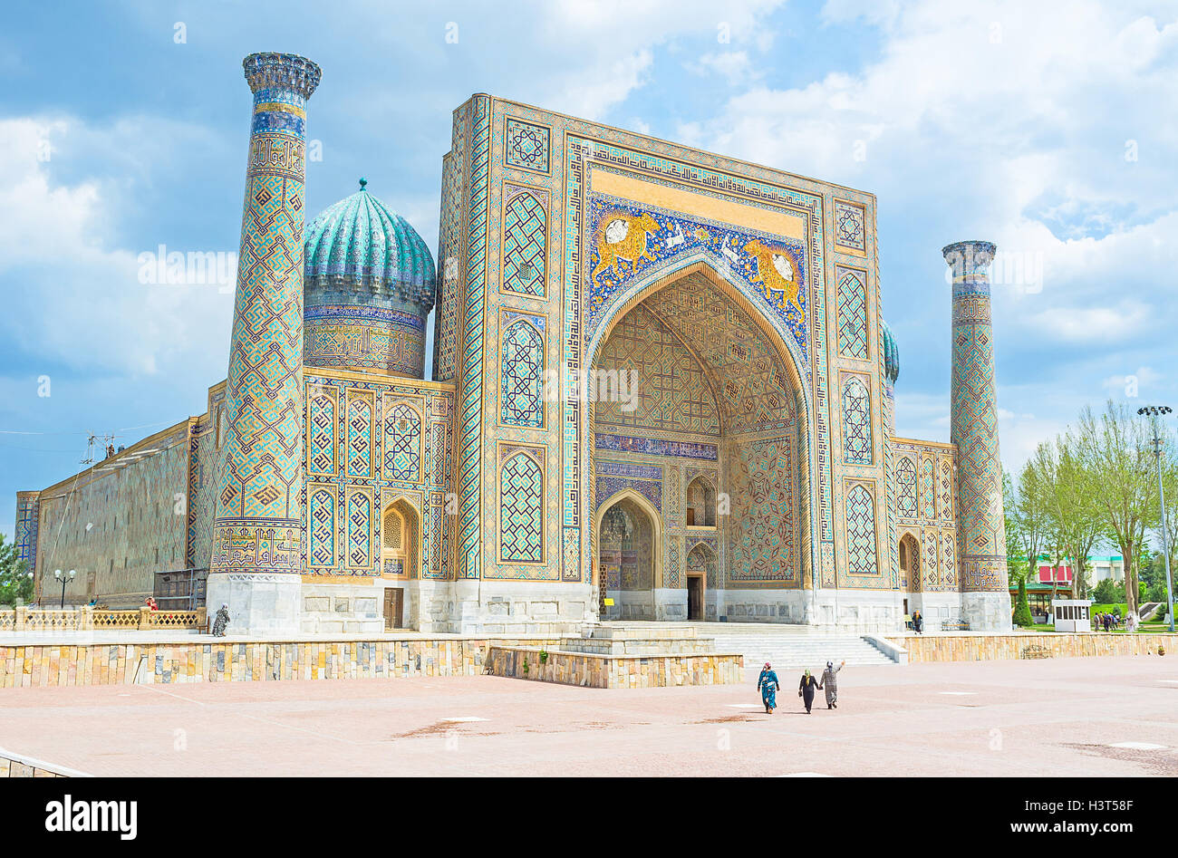 The Registan Square is the best place to discover the old Uzbek ...