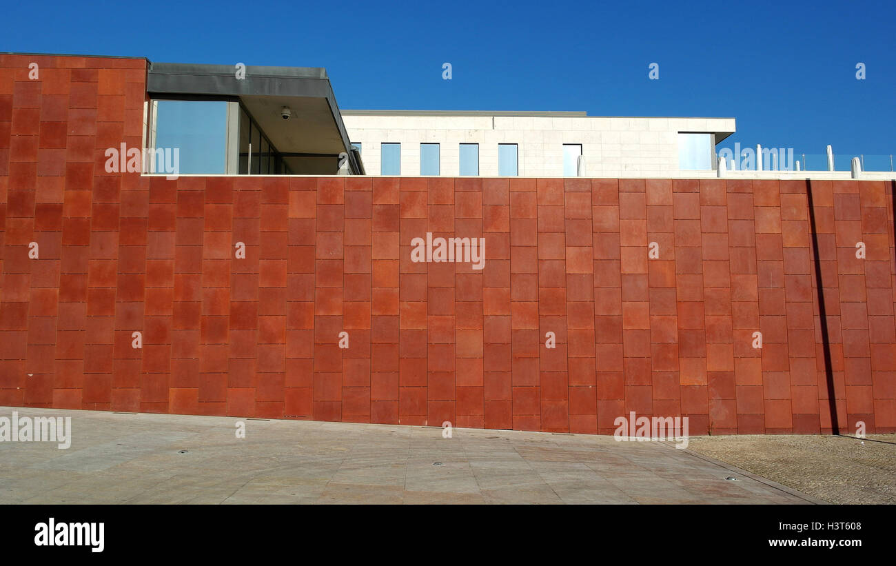 Corten frame hi-res stock photography and images - Alamy