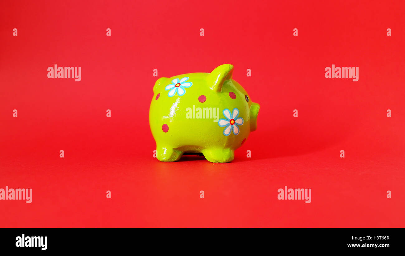 Pig money box hi-res stock photography and images - Alamy