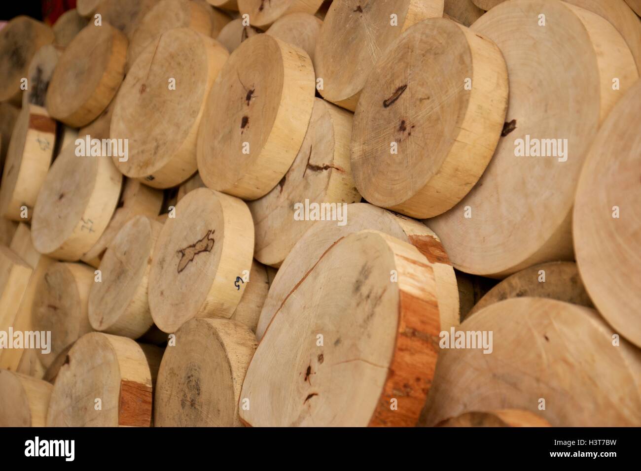 Set of many natural wooden chopping block background Stock Photo - Alamy