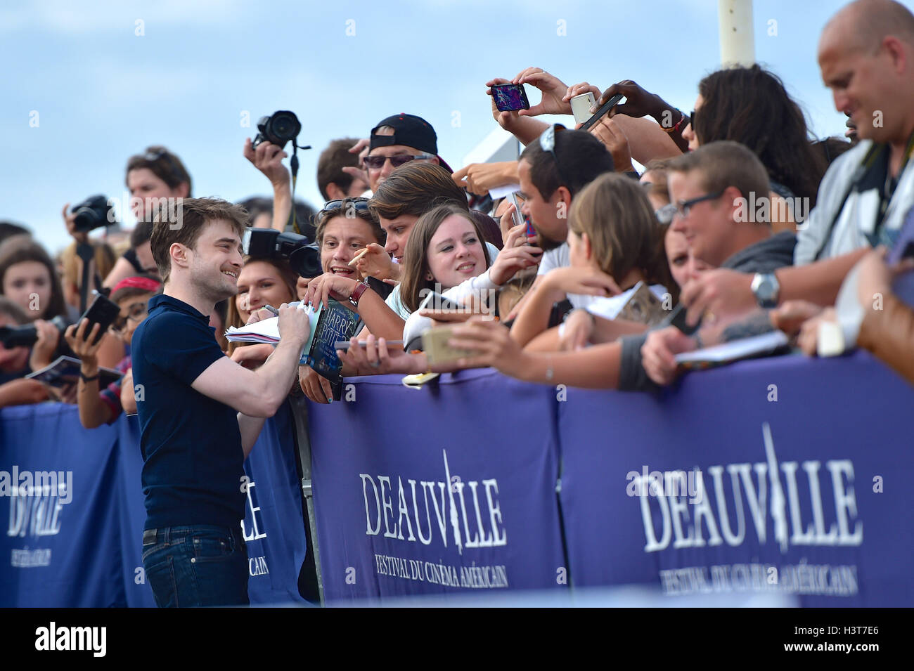 Daniel Radcliffe unveils his dedicated beach locker room during the ...