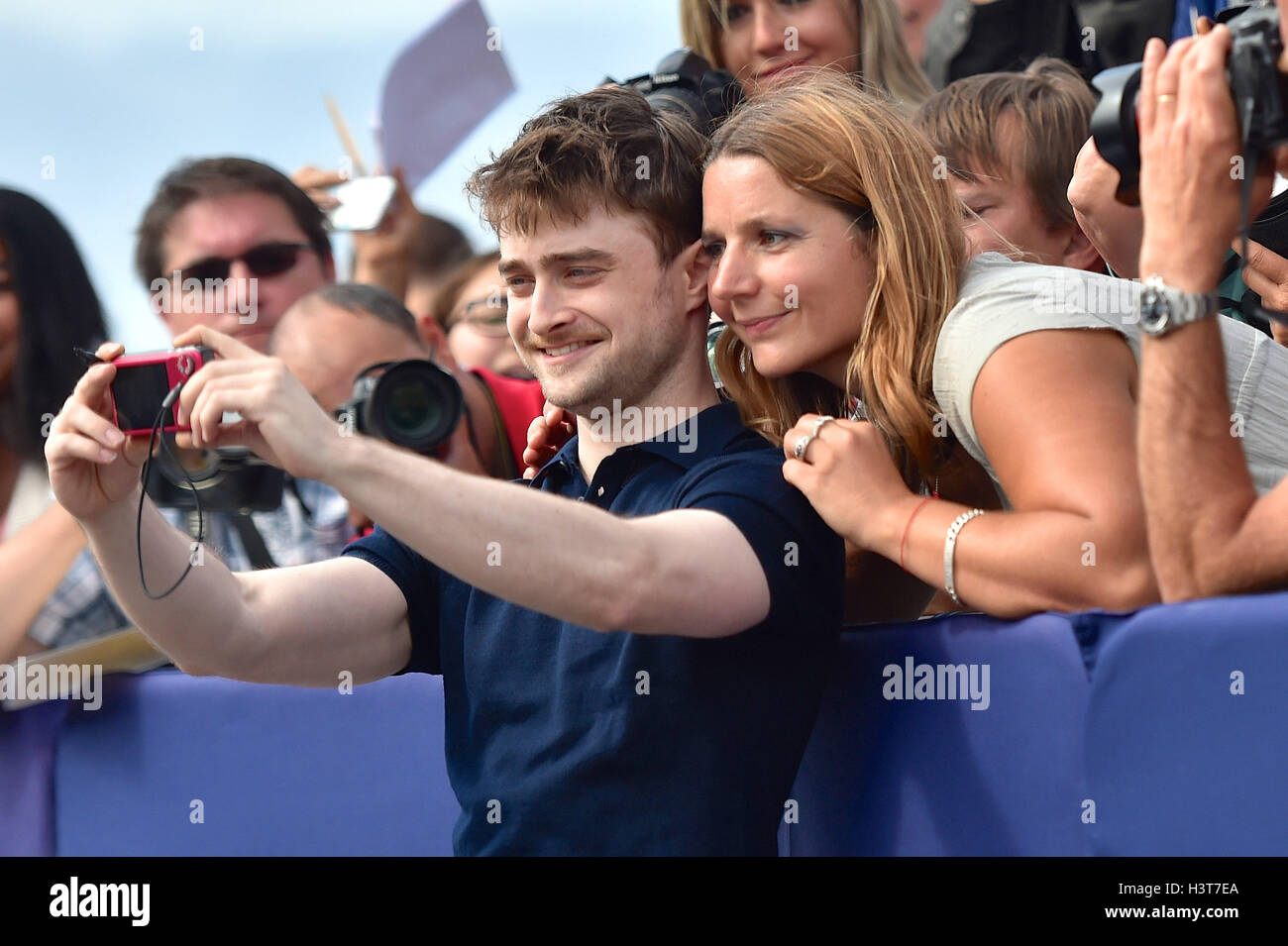 Daniel Radcliffe unveils his dedicated beach locker room during the ...
