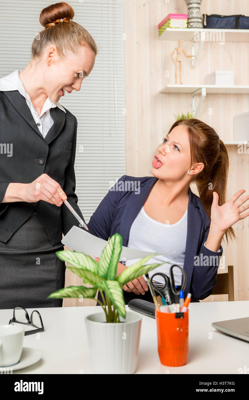 colleagues in the office communicate with each other Stock Photo - Alamy