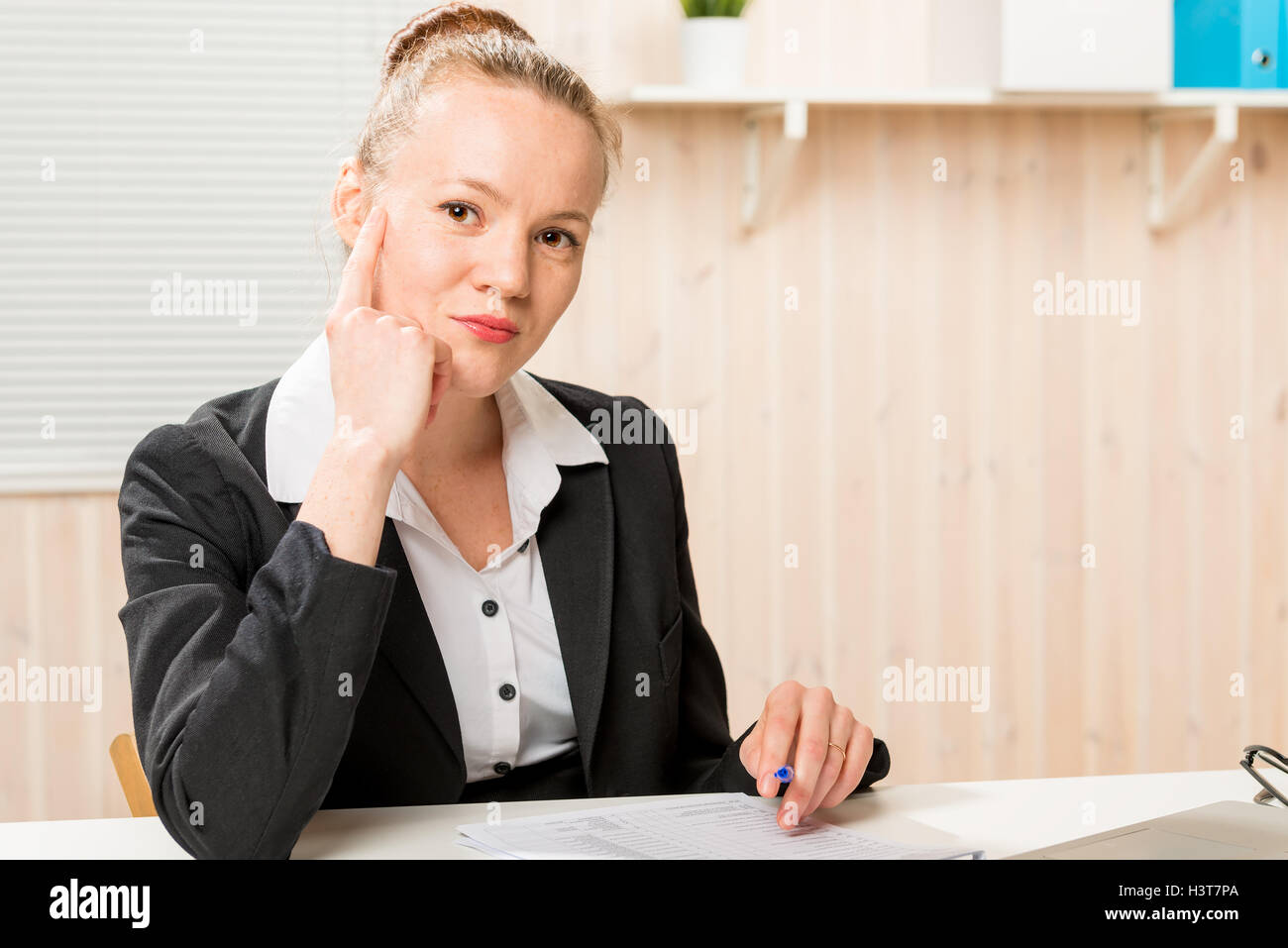 smart attractive businesswoman at work in the office Stock Photo - Alamy