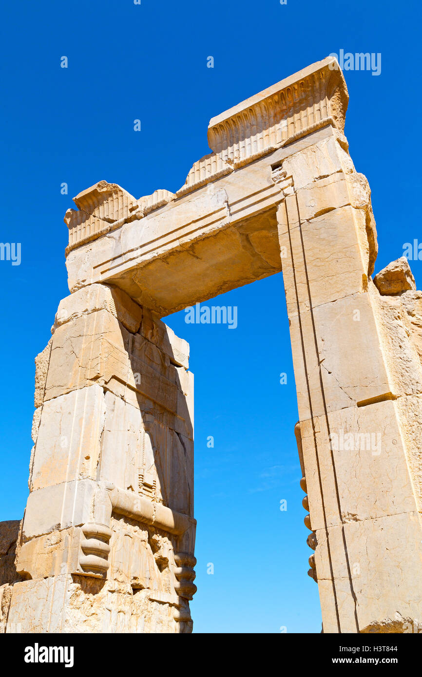 in iran persepolis the old ruins historical destination monuments and ...