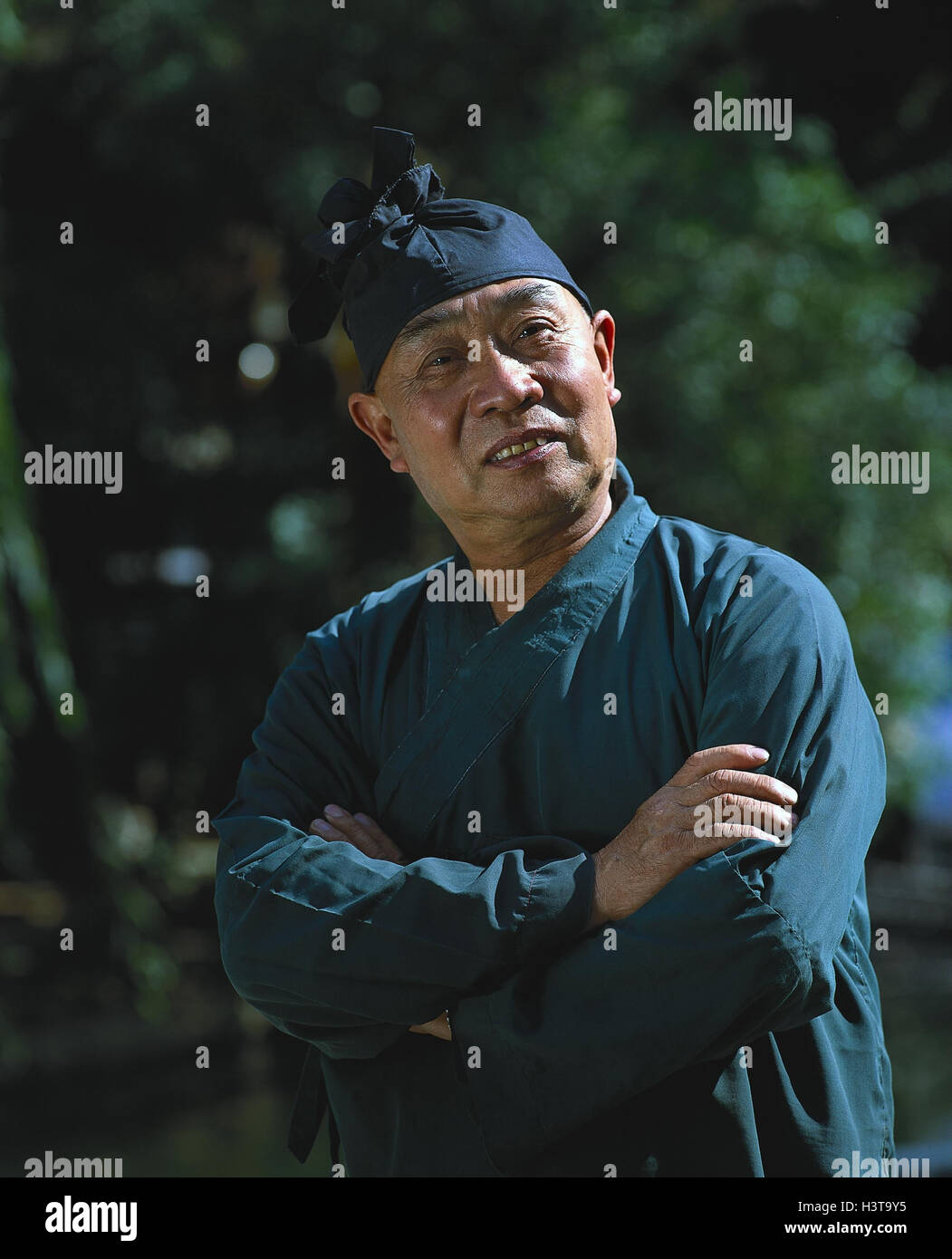 China, Hong Kong, man, clothes, traditionally, facial play, doubtful ...