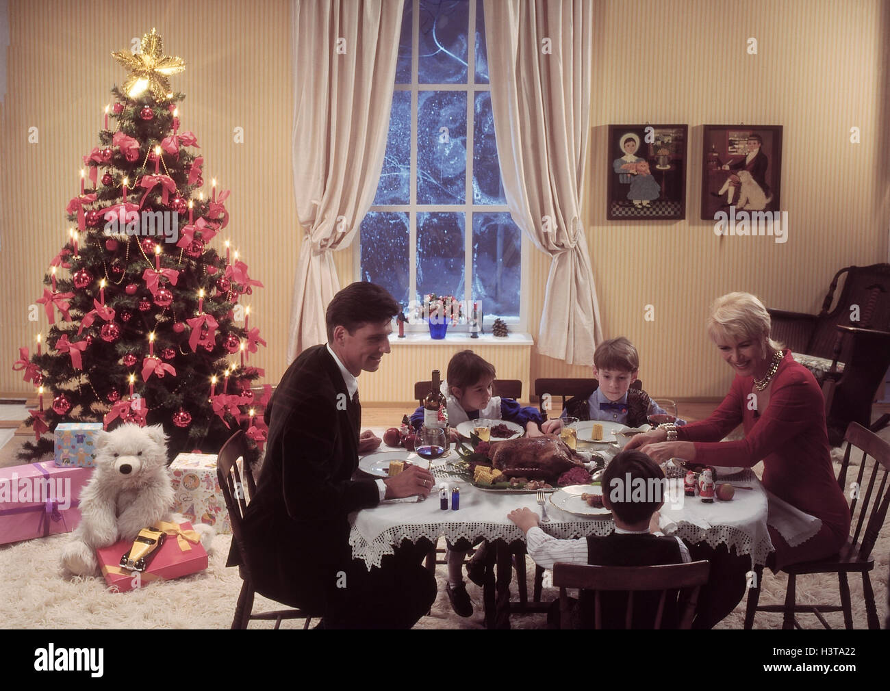 Family, Christmas food, Christmas, parents, children, three, eat, roast ...