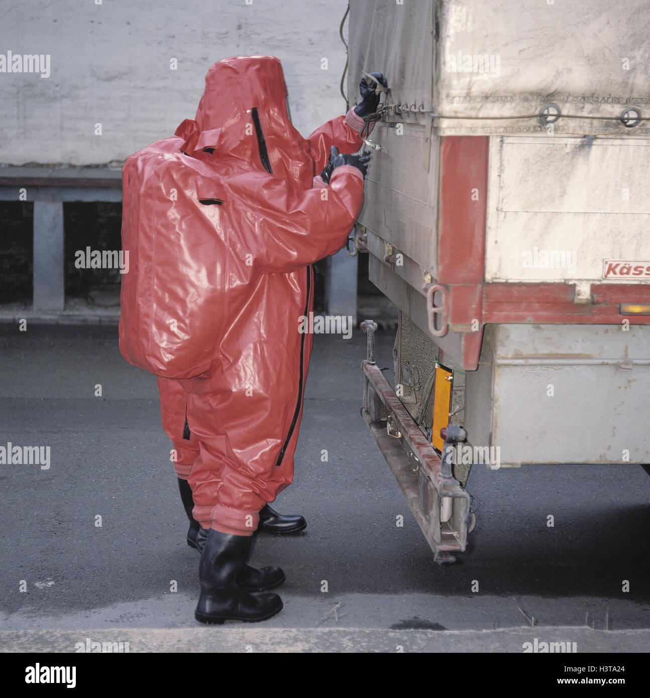 Environmental suits hi-res stock photography and images - Alamy