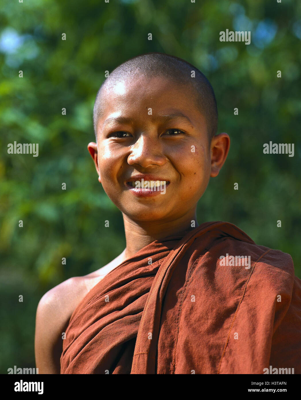 Burma, Tachilek, monk, novice, portrait, outside, Asia, Indochina ...