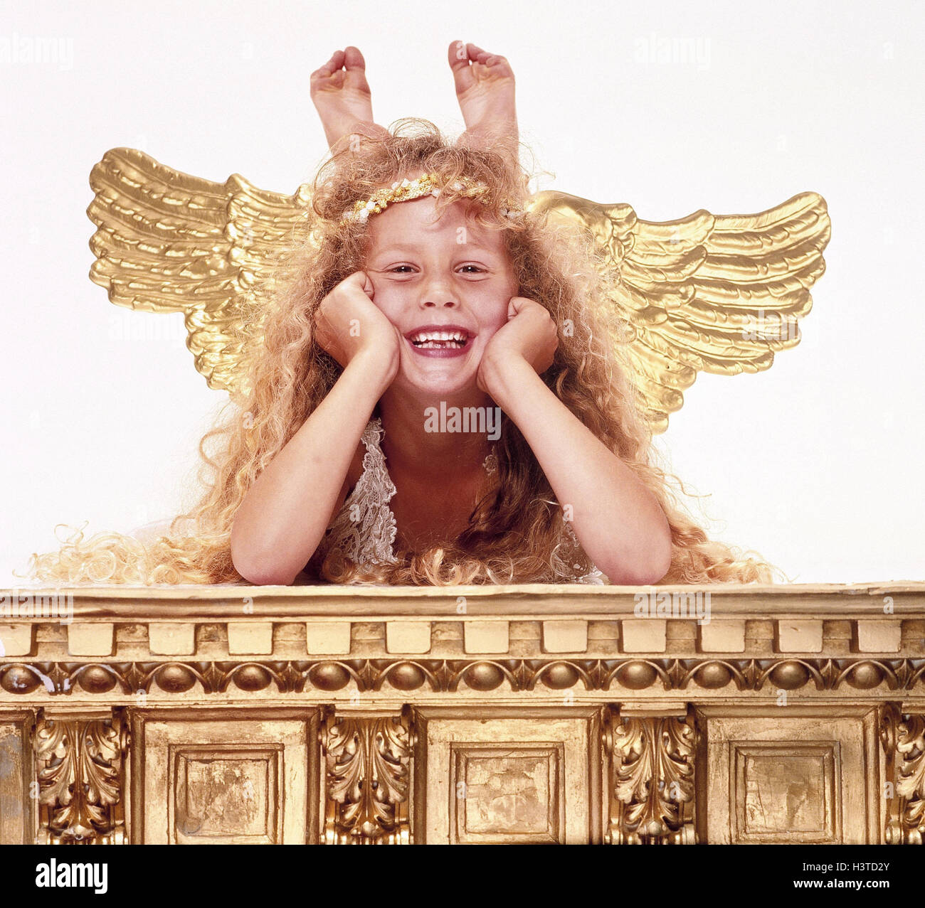 Angels girls hi-res stock photography and images - Alamy