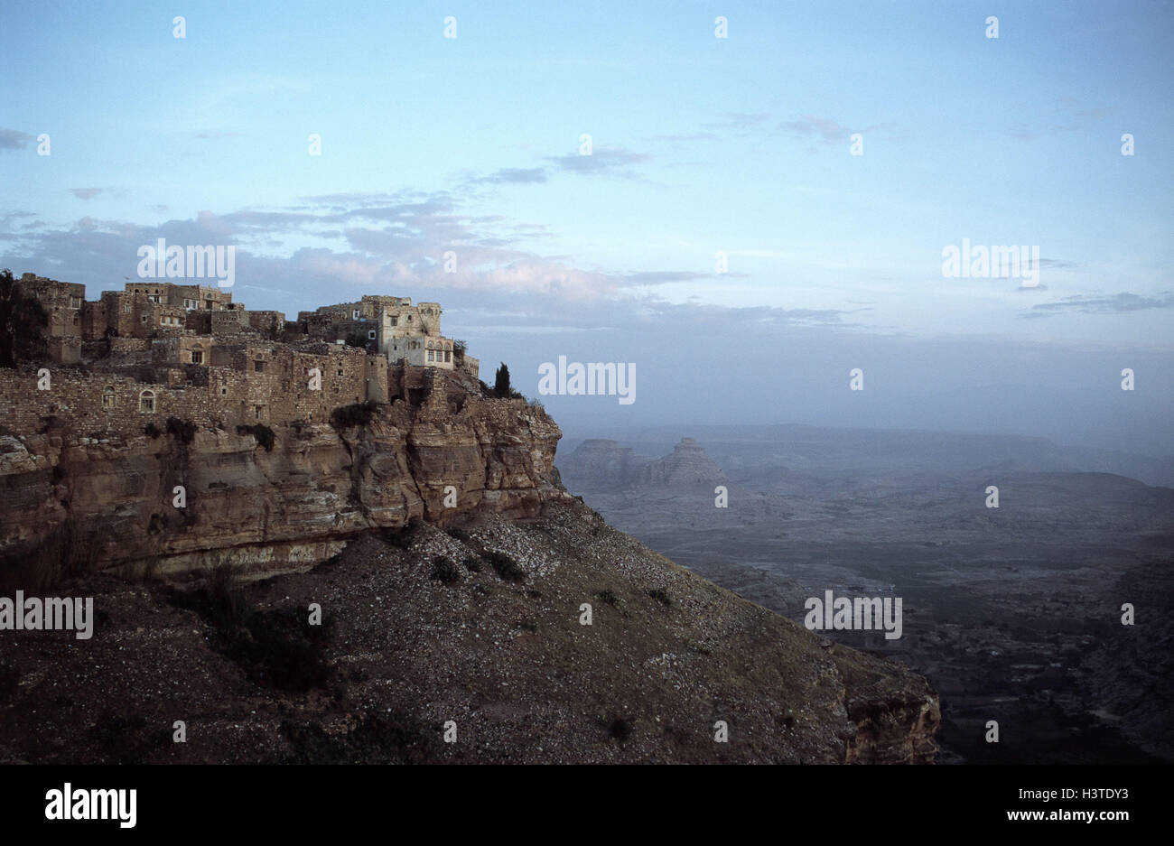 Yemen, Dula massif, Kawkaban, overview hinterland, dusk, the Near East ...