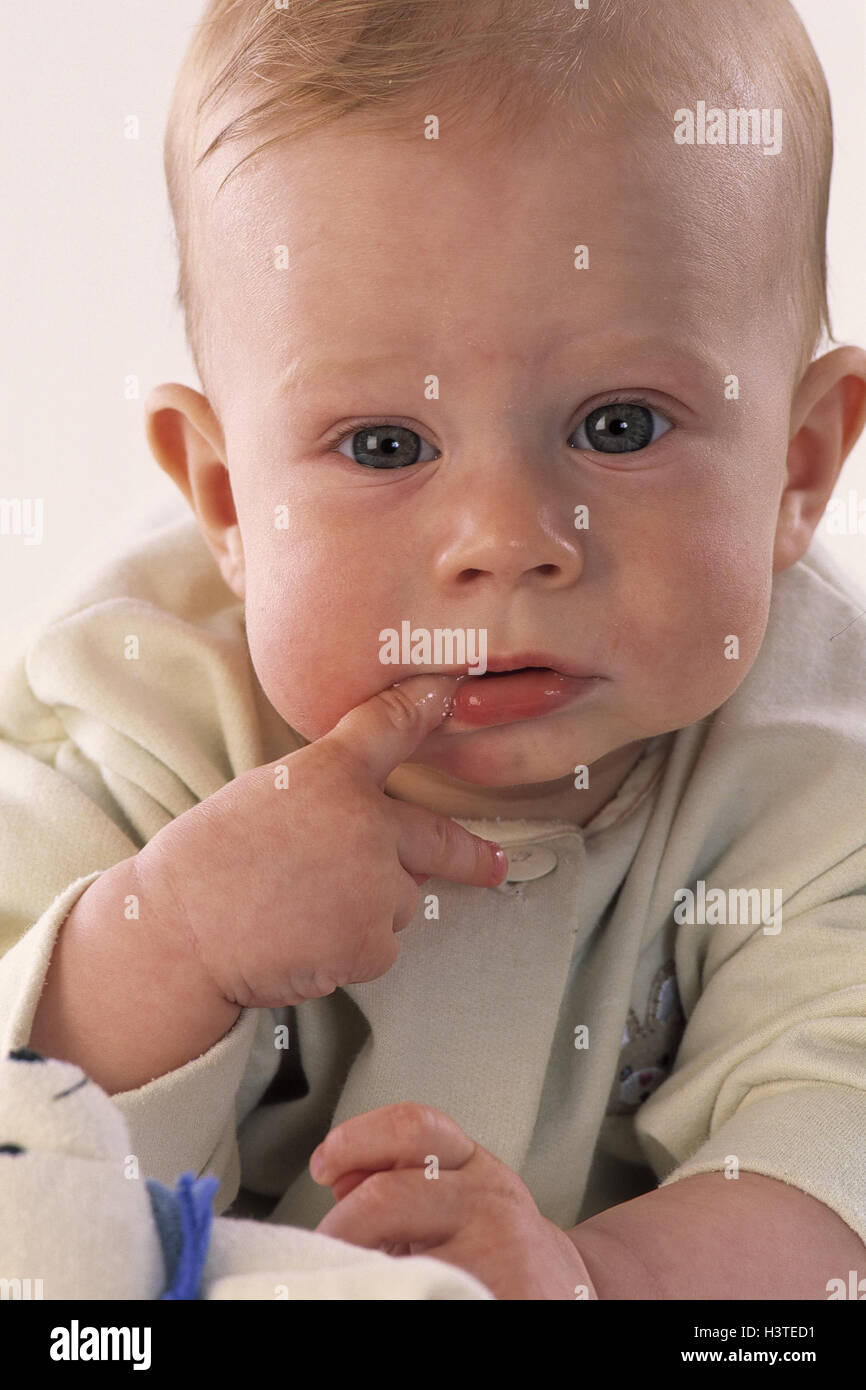 Baby, abdominal position, finger, mouth, portrait, model released ...