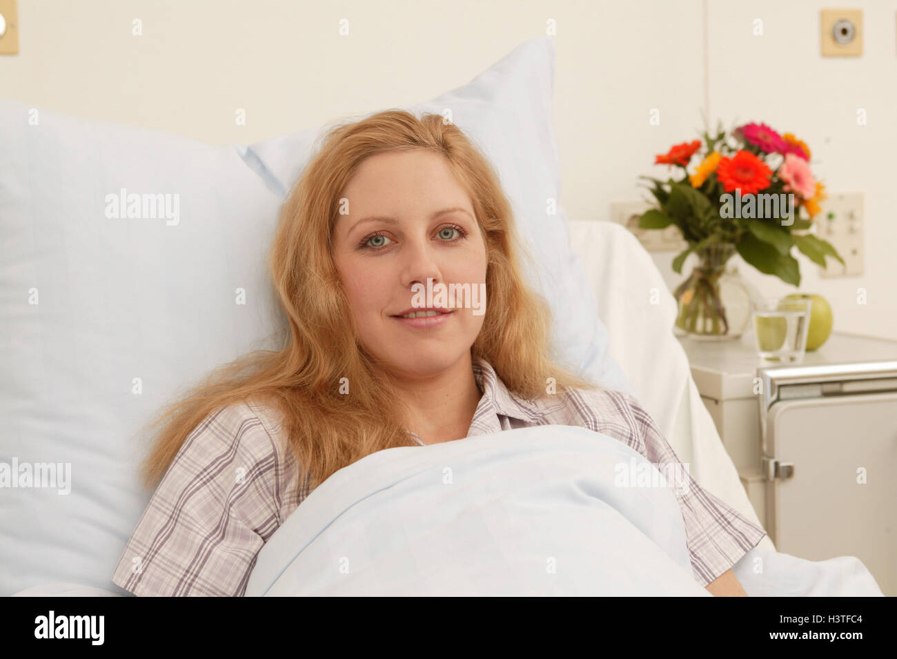 Sickbed, patient, young, portrait, medicine, hospital, clinic, hospital ...
