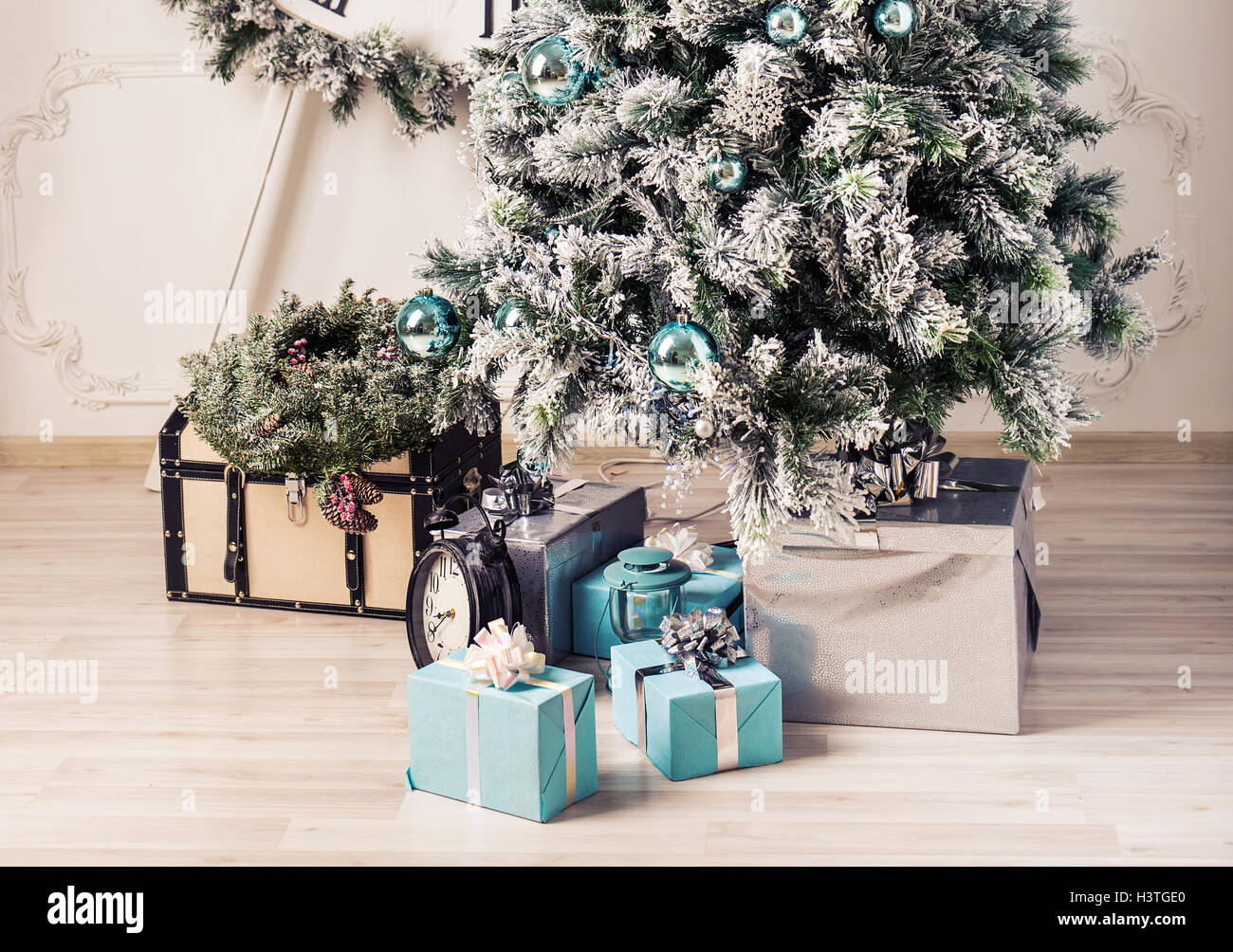Close up decorated fir tree and gift boxes Stock Photo - Alamy