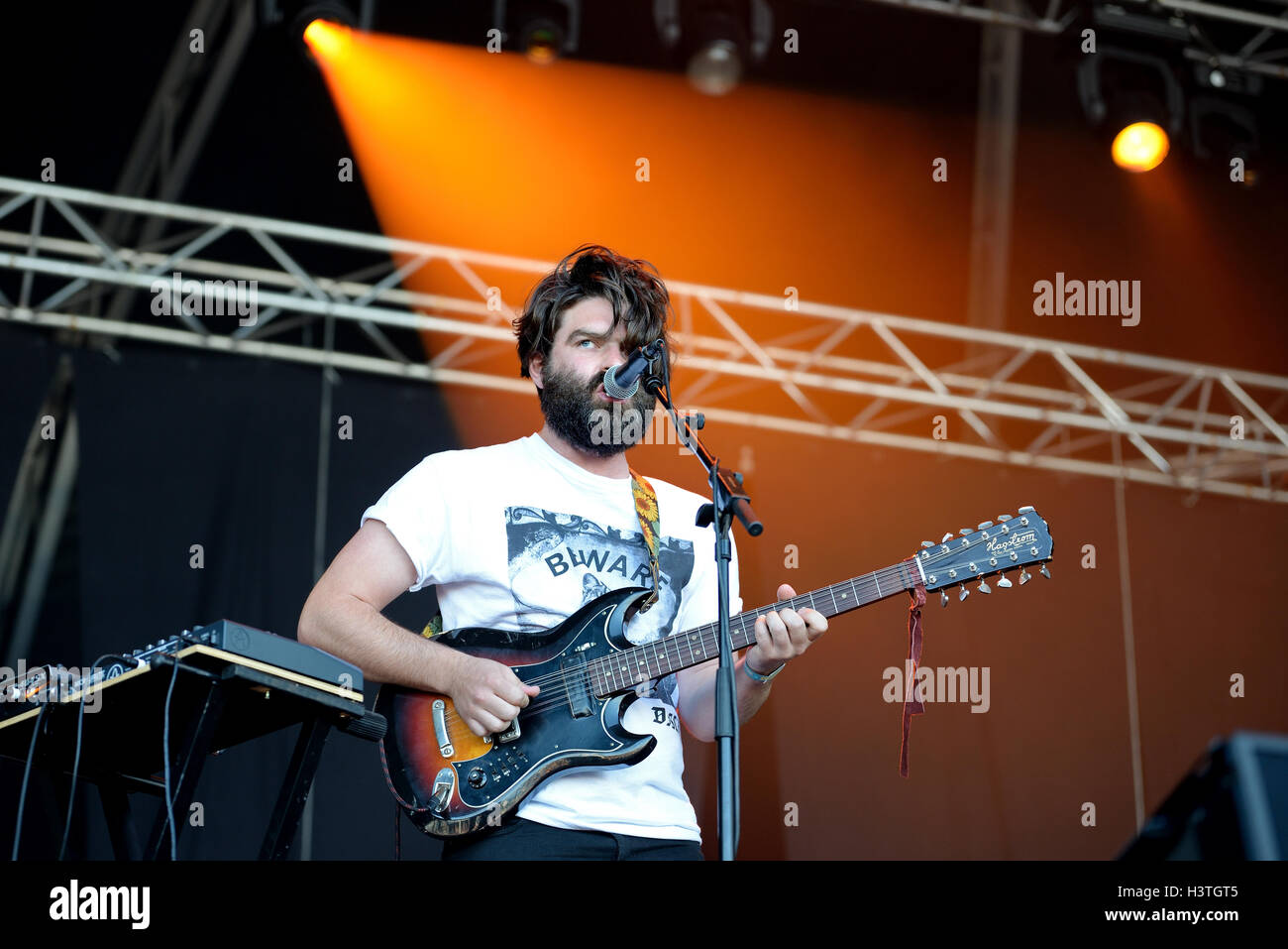 BARCELONA - MAY 28: Viet Cong (band) performs at Primavera Sound 2015 ...