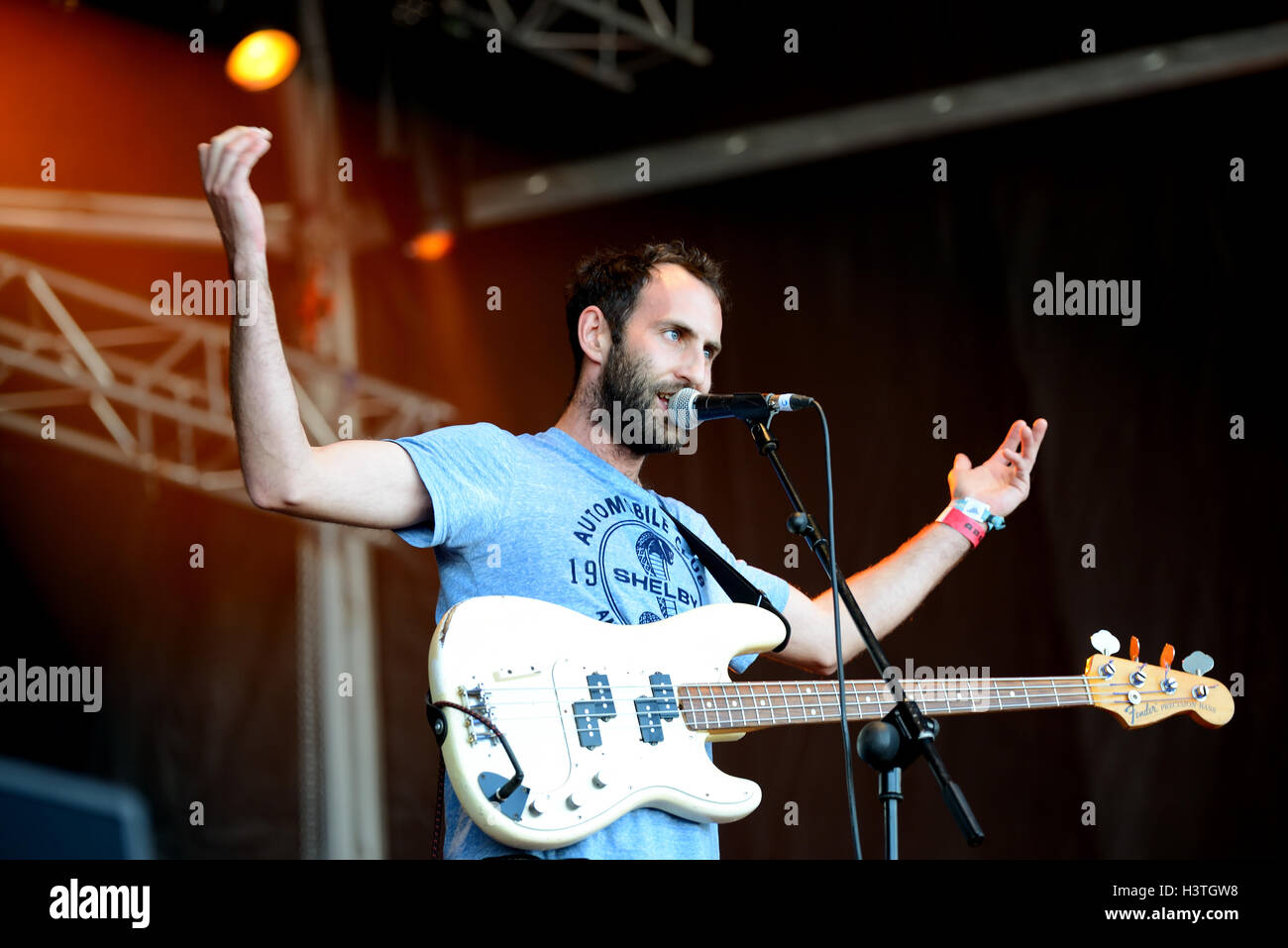 BARCELONA - MAY 28: Viet Cong (band) performs at Primavera Sound 2015 ...