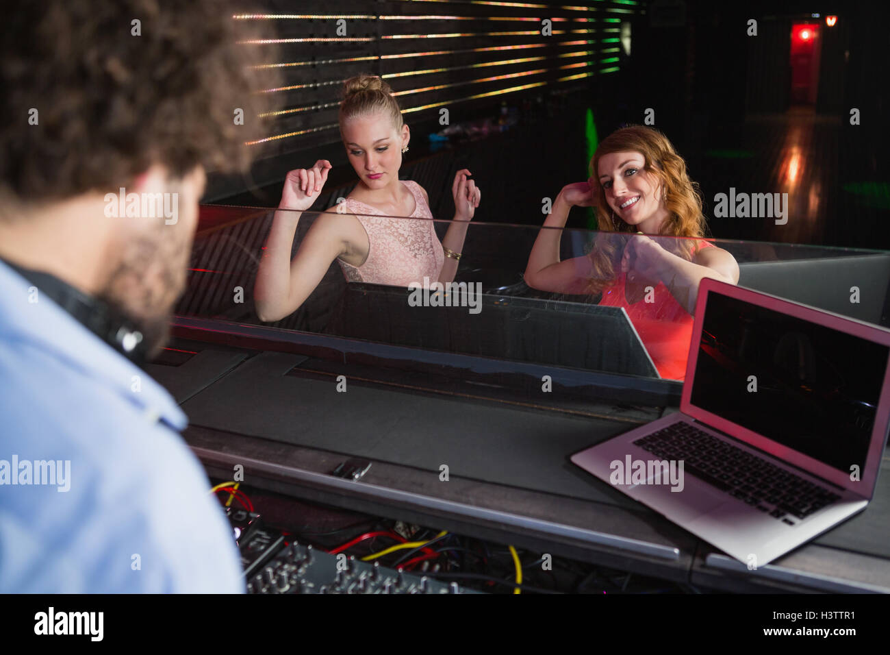 Female disc jockey hi-res stock photography and images - Alamy