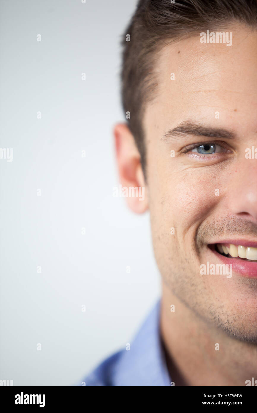 Man wearing contact lens Stock Photo - Alamy