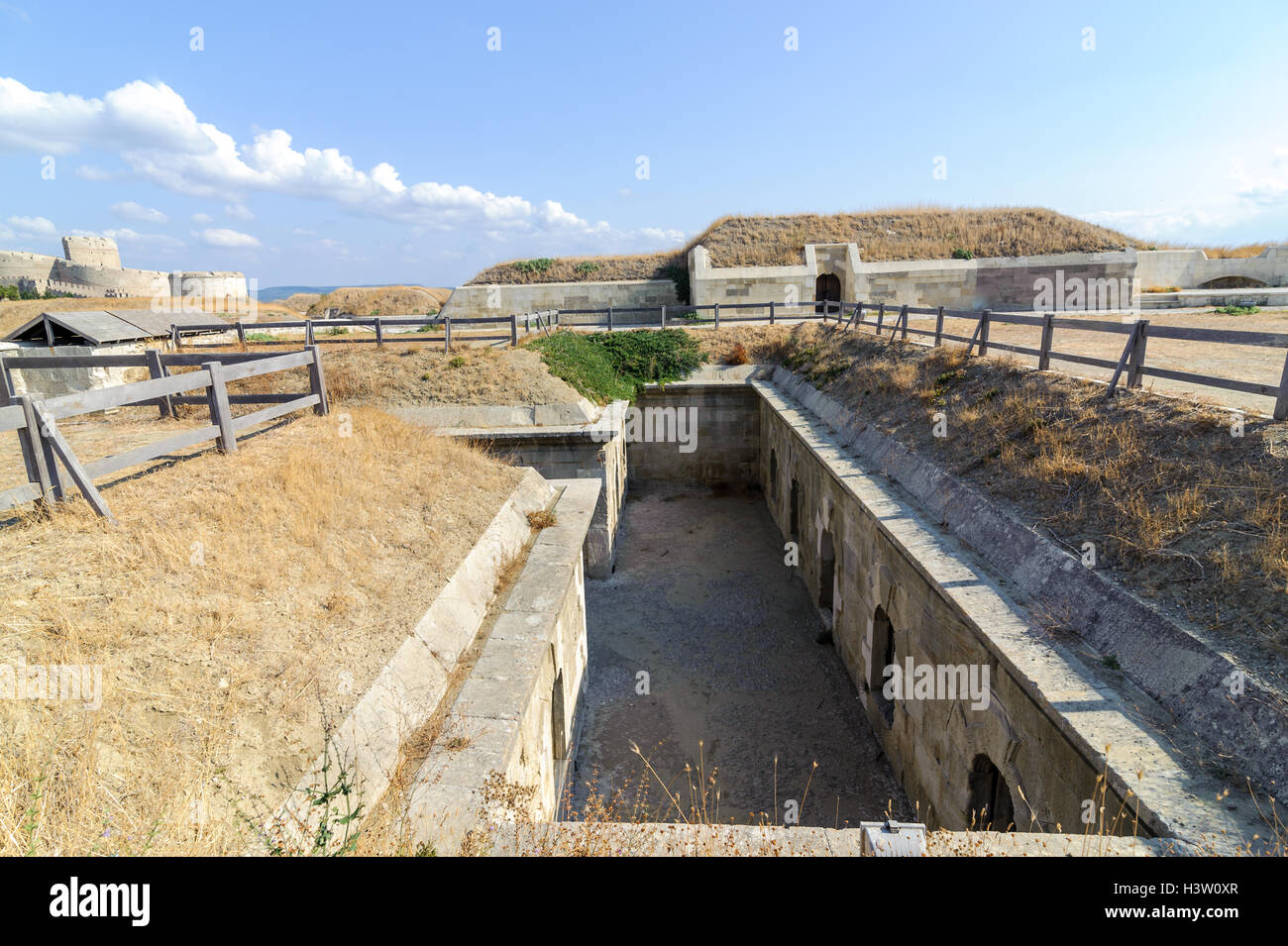Rumeli Mecidiye emplacement fort (Turkish Tabya). This emplacement hit ...