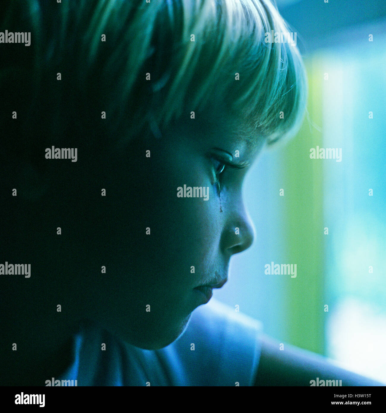 Sad kids 1970s hi-res stock photography and images - Alamy