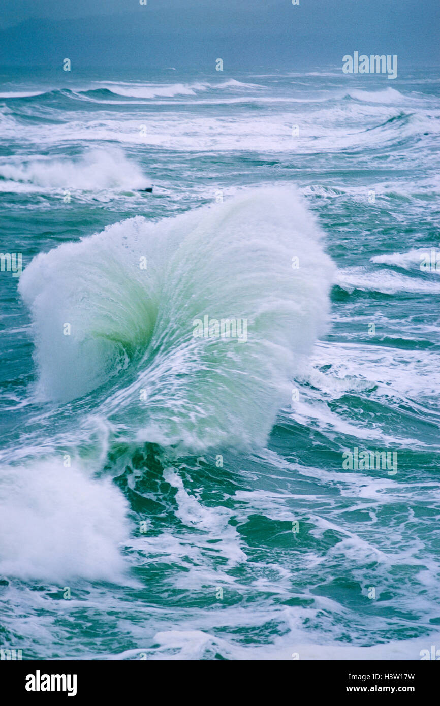 Angry wave hi-res stock photography and images - Alamy