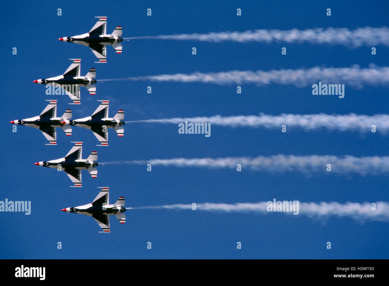 1980s THUNDERBIRDS UNITED STATES AIR FORCE F-16 DEMONSTRATION TEAM ...