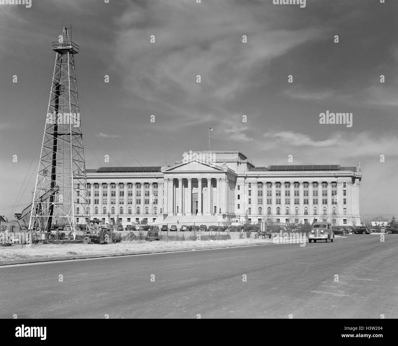 Oklahoma city capitol Black and White Stock Photos & Images - Alamy