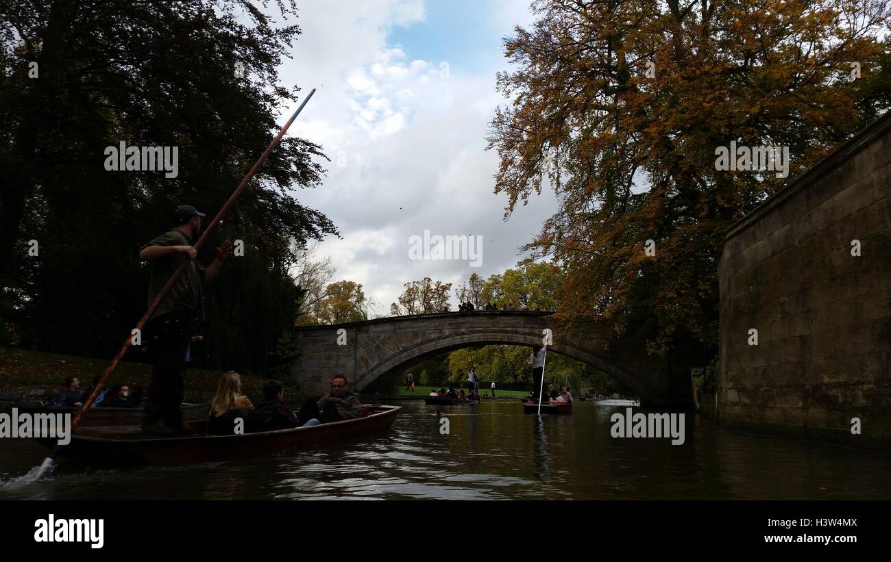 River Punting in Cambridge, England Stock Photo - Alamy