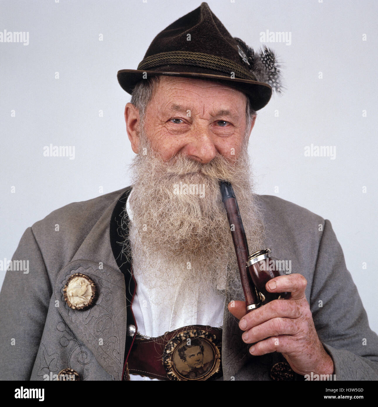 Senior, beard, whistle, Bavarian national costume, care, portrait, man ...