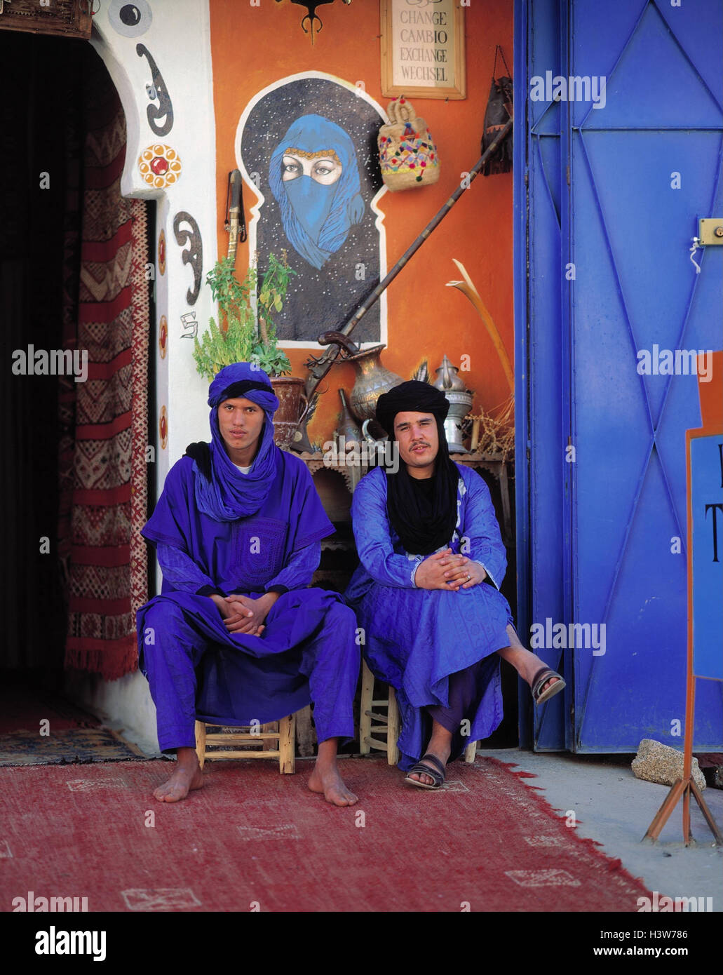 Sit bedouin hi-res stock photography and images - Alamy