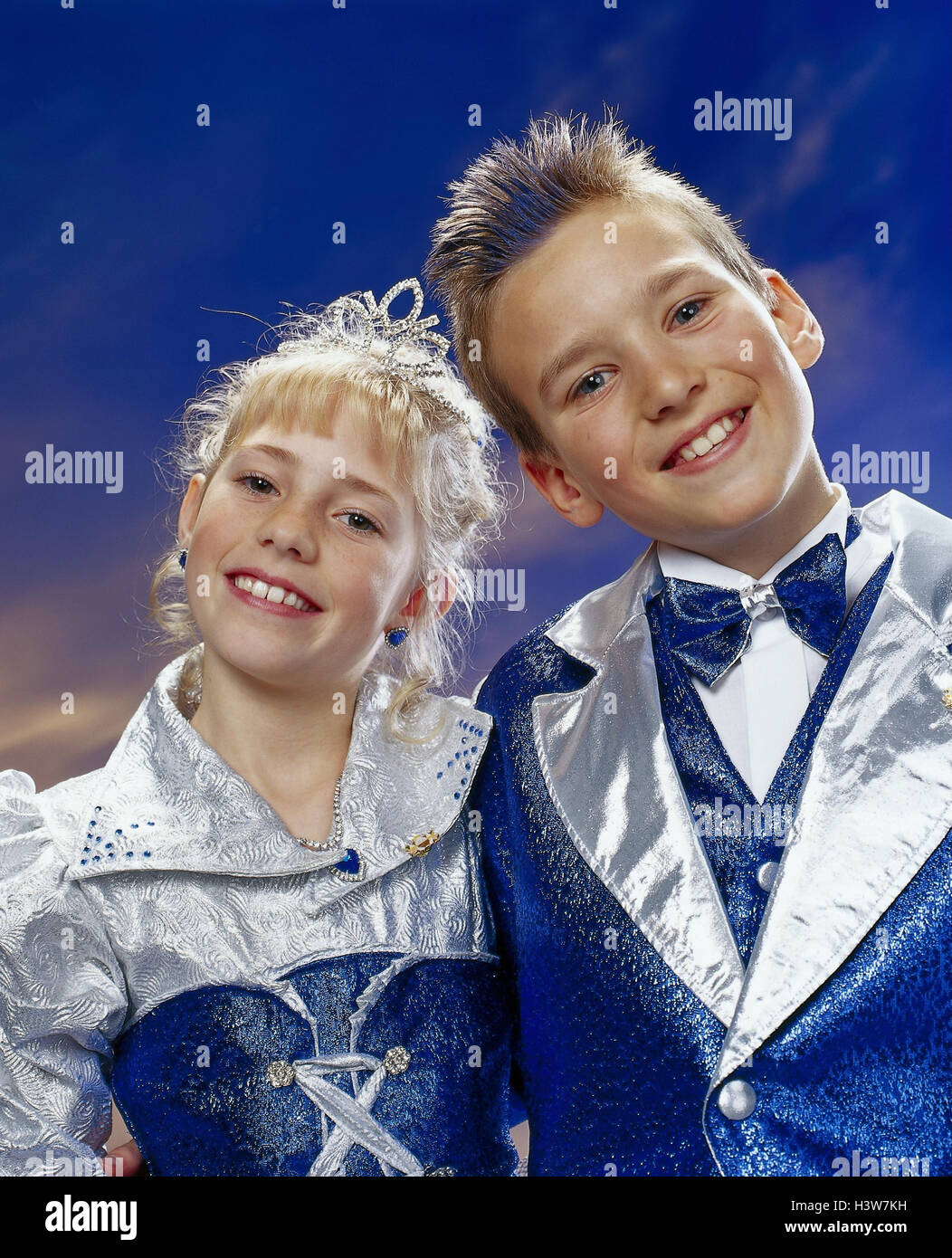 Children prince and princess hi-res stock photography and images - Alamy