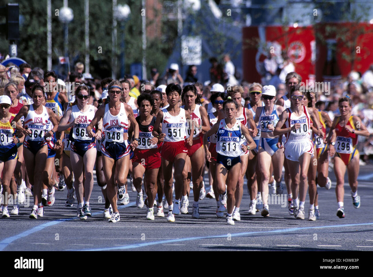 Marathon, runner, town run, marathon runner, crowd people, sportswomen ...