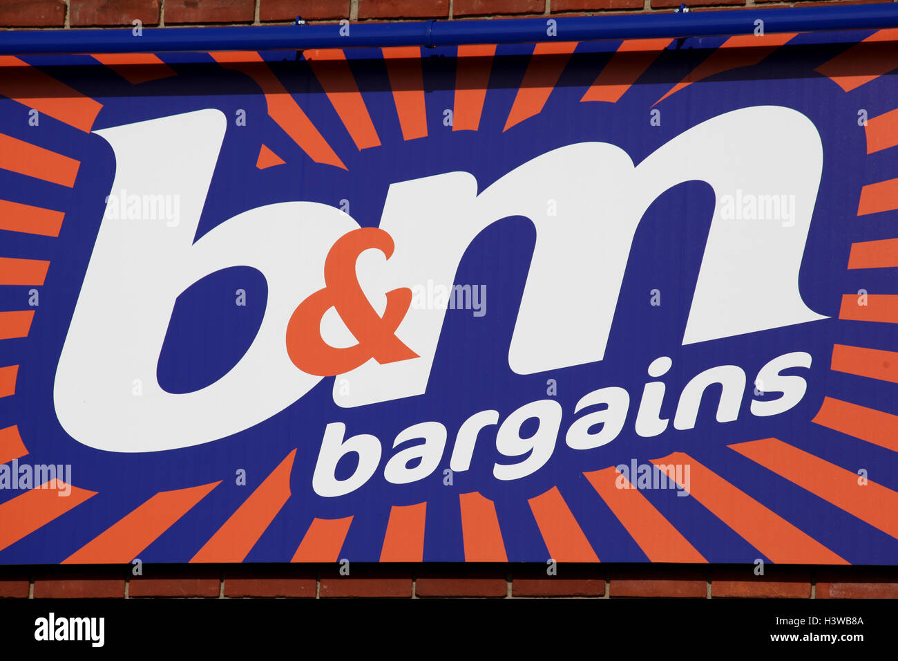 B & M shop sign, Braintree, Essex Stock Photo - Alamy