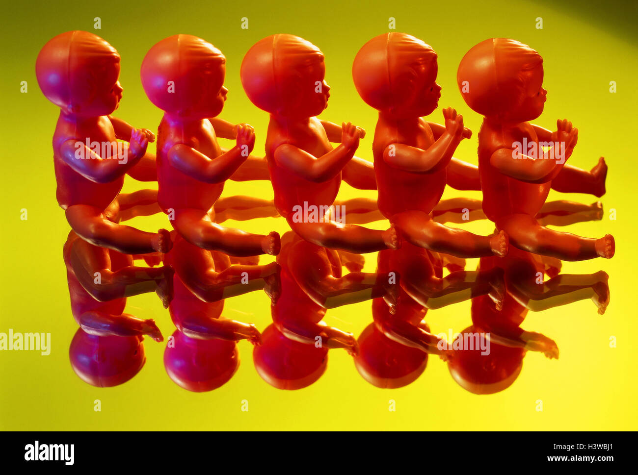 Mirroring dolls hi-res stock photography and images - Alamy