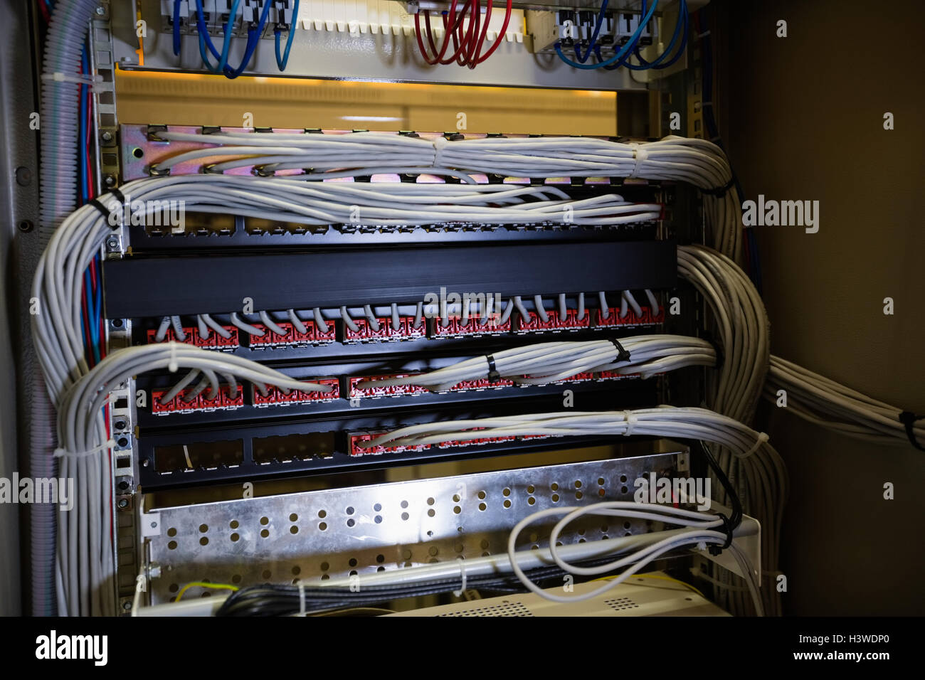 Close-Up of rack mounted server Stock Photo - Alamy