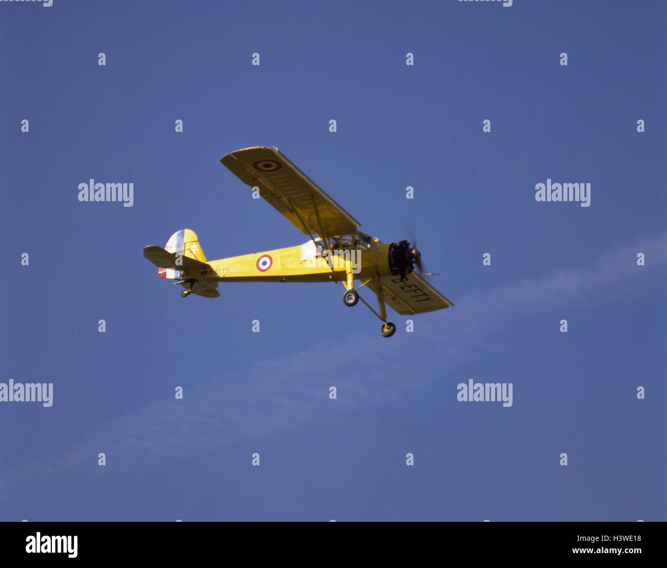 Half timer hi-res stock photography and images - Alamy