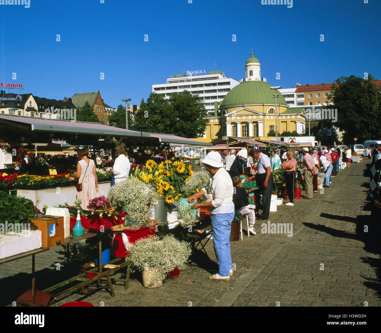Vegetable vegetables market finland hi-res stock photography and images ...