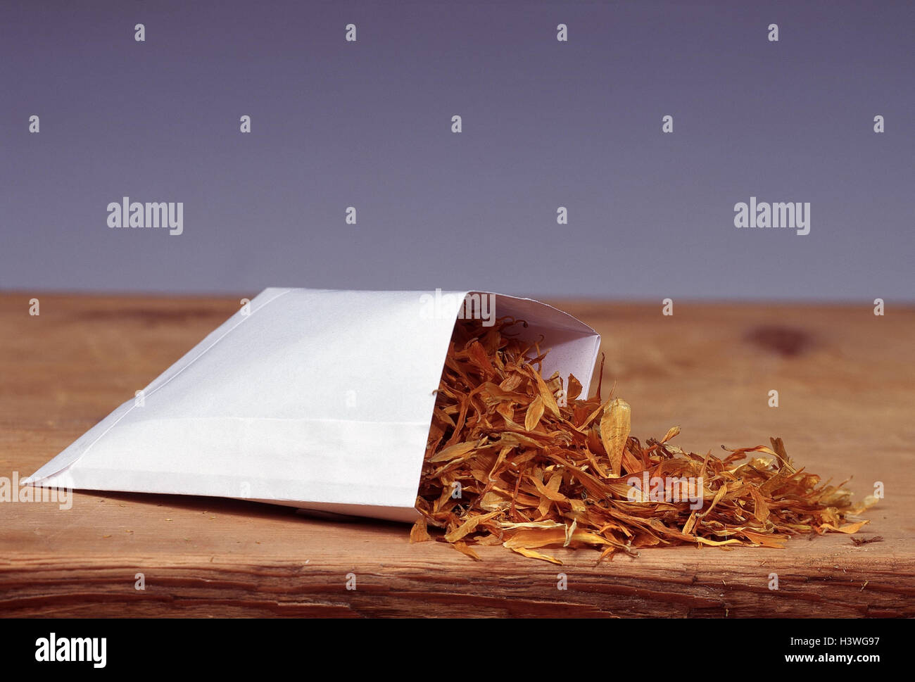 Medicinal plants, marigolds, Calendula officinalis, dryly, medicinal ...