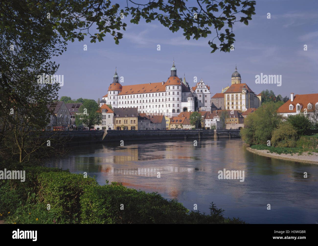 Germany, Upper Bavaria, new castle, town view, lock, the Danube, Europe ...
