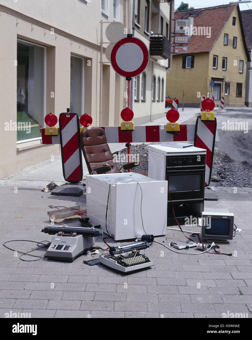 Place, sidewalk, bulky refuse, environment protection, garbage, waste ...