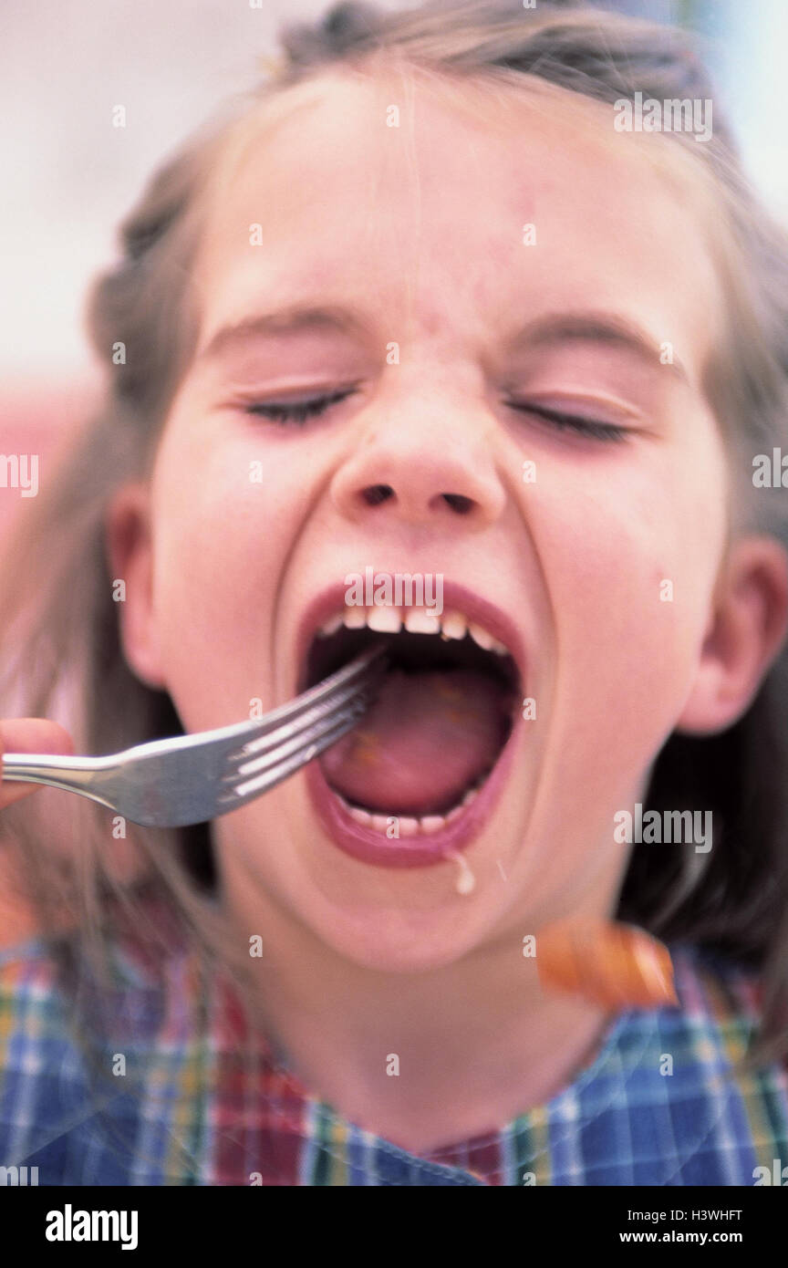 Girls, eat, mouths, branch, facial play, portrait, child, eyes closed ...