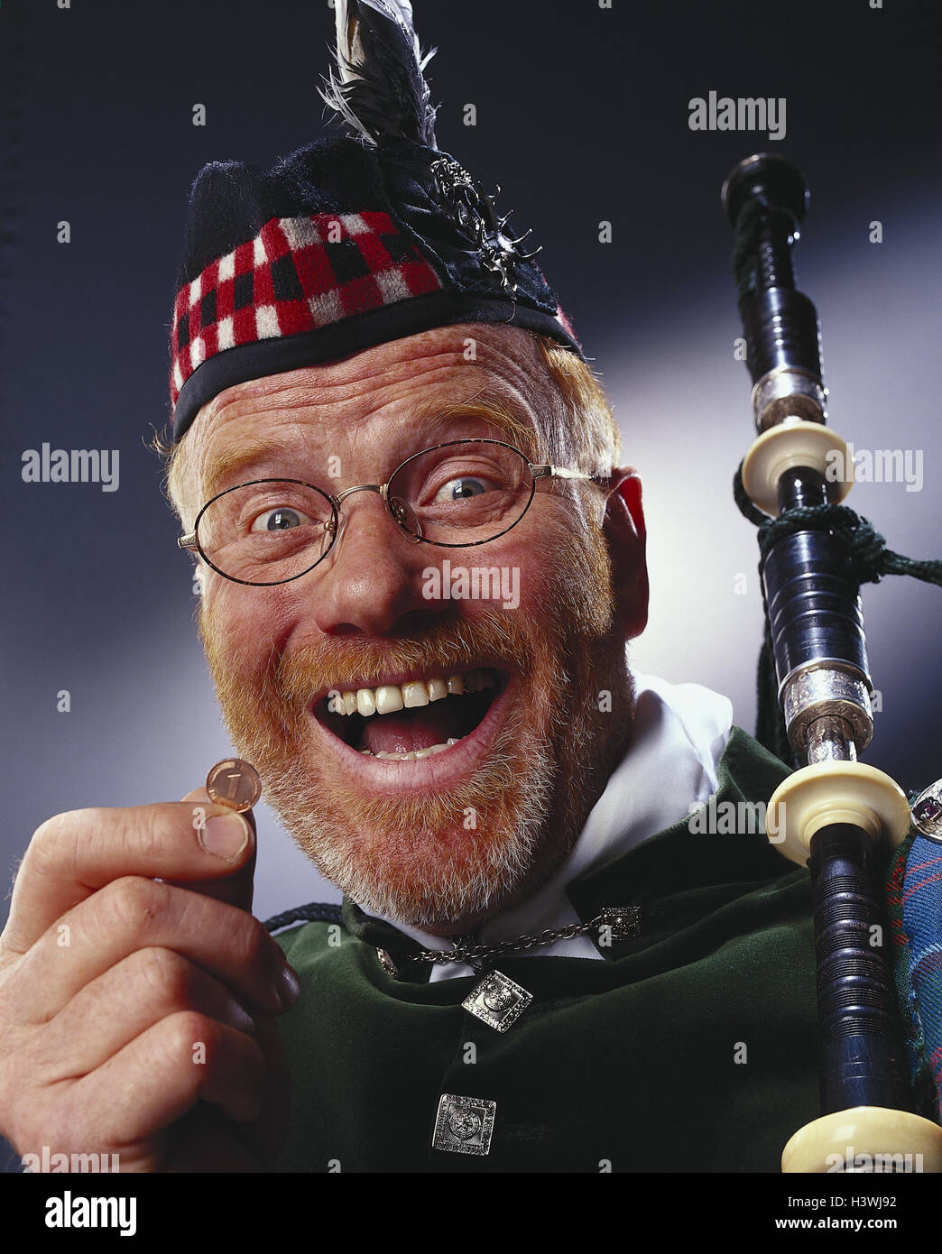 Bulkheads, bagpipes, pfennig, studio, man, clothes laugh, traditionally ...