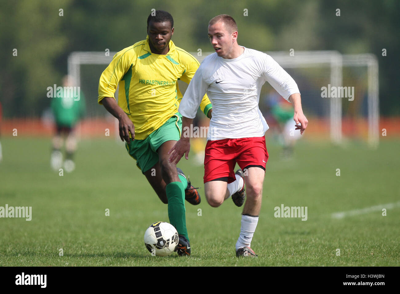 Hackney Downs 'A' (yellow/green) vs Queensbridge Rangers (white) - East ...