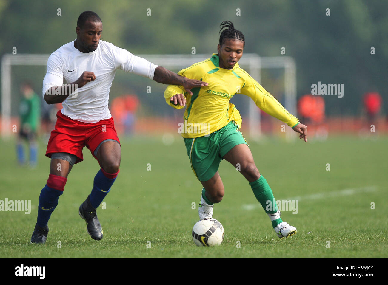 Hackney Downs 'A' (yellow/green) vs Queensbridge Rangers (white) - East ...