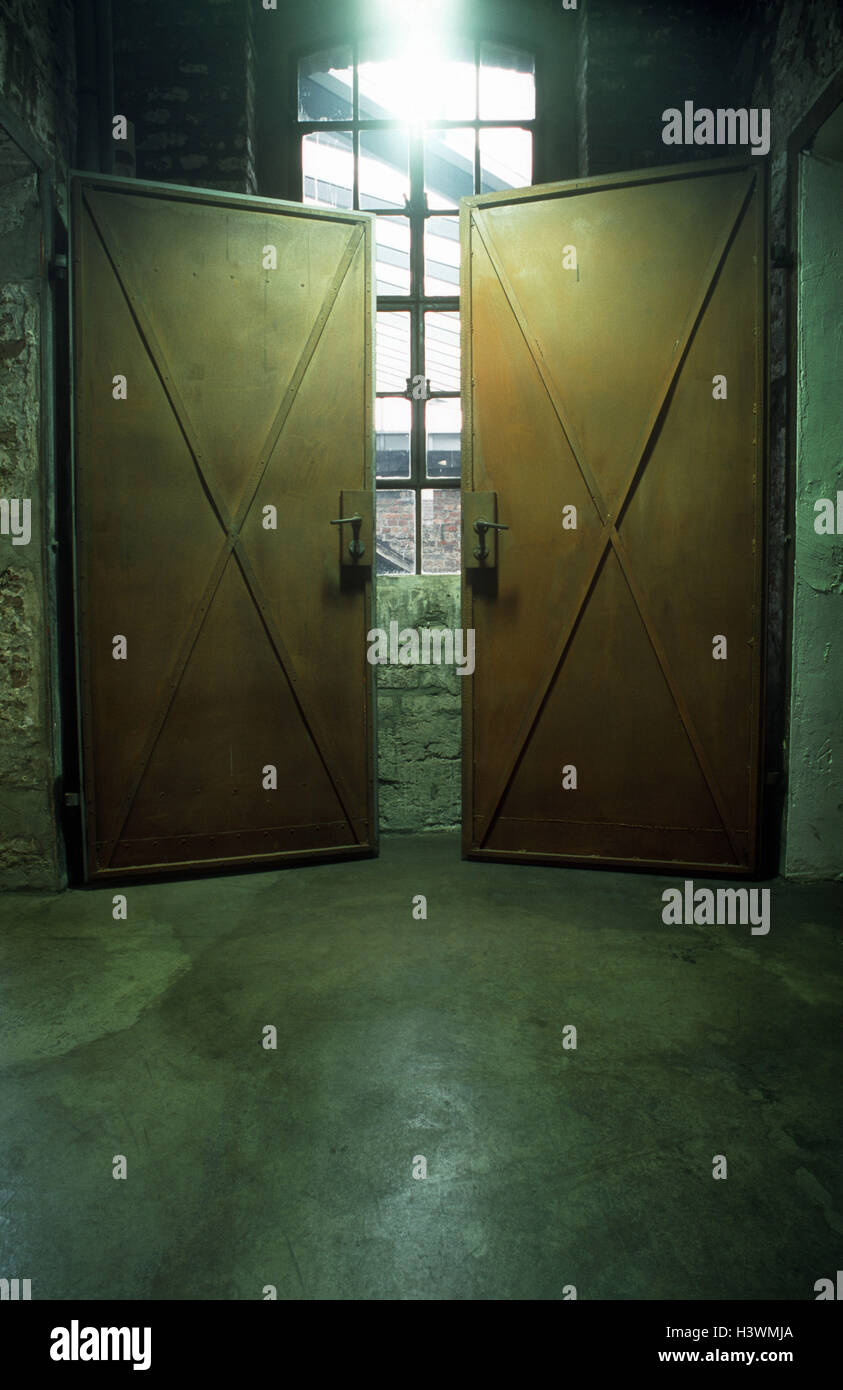 Factory Entrance High Resolution Stock Photography and Images - Alamy