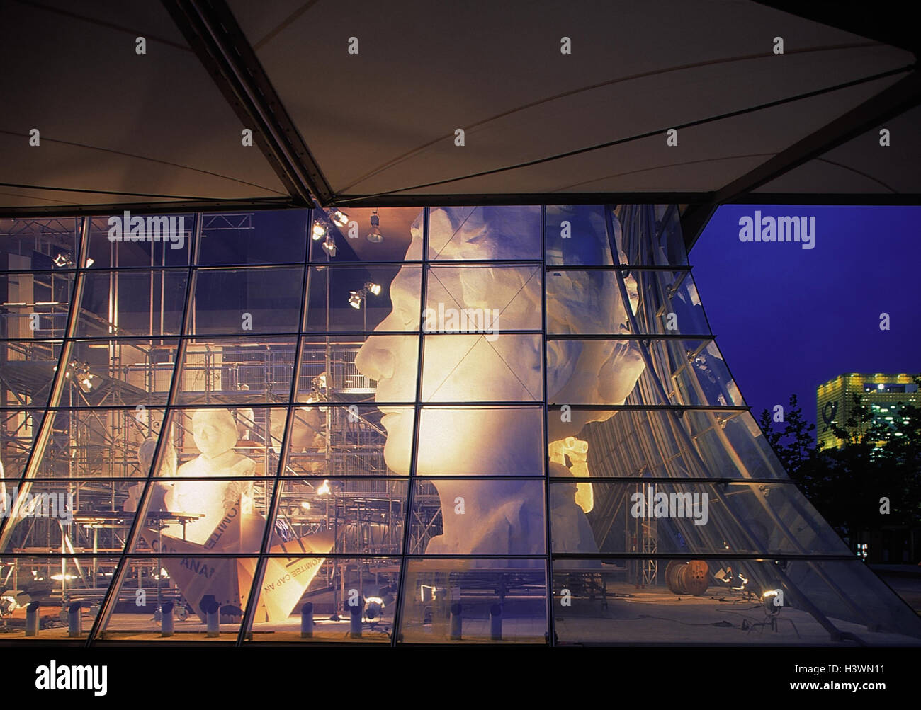 D' Hannover, EXPO 2000, German pavilion, idea garage Germany ...