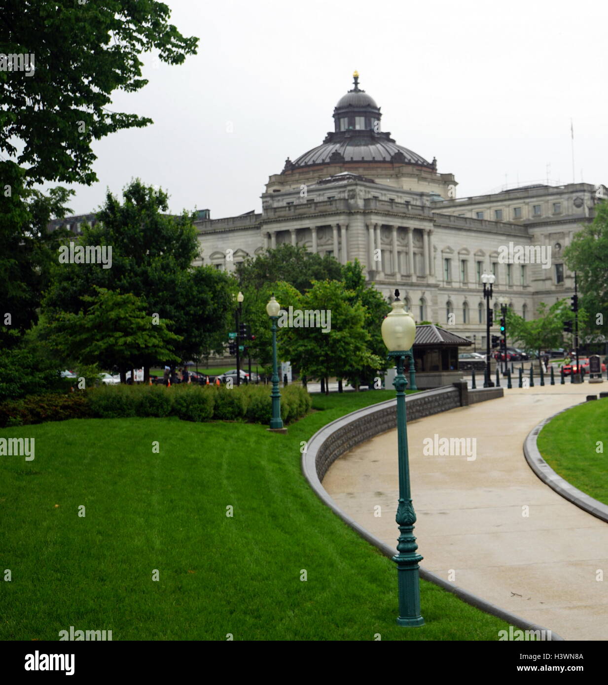 Exterior of the Library of Congress, a research library that officially ...