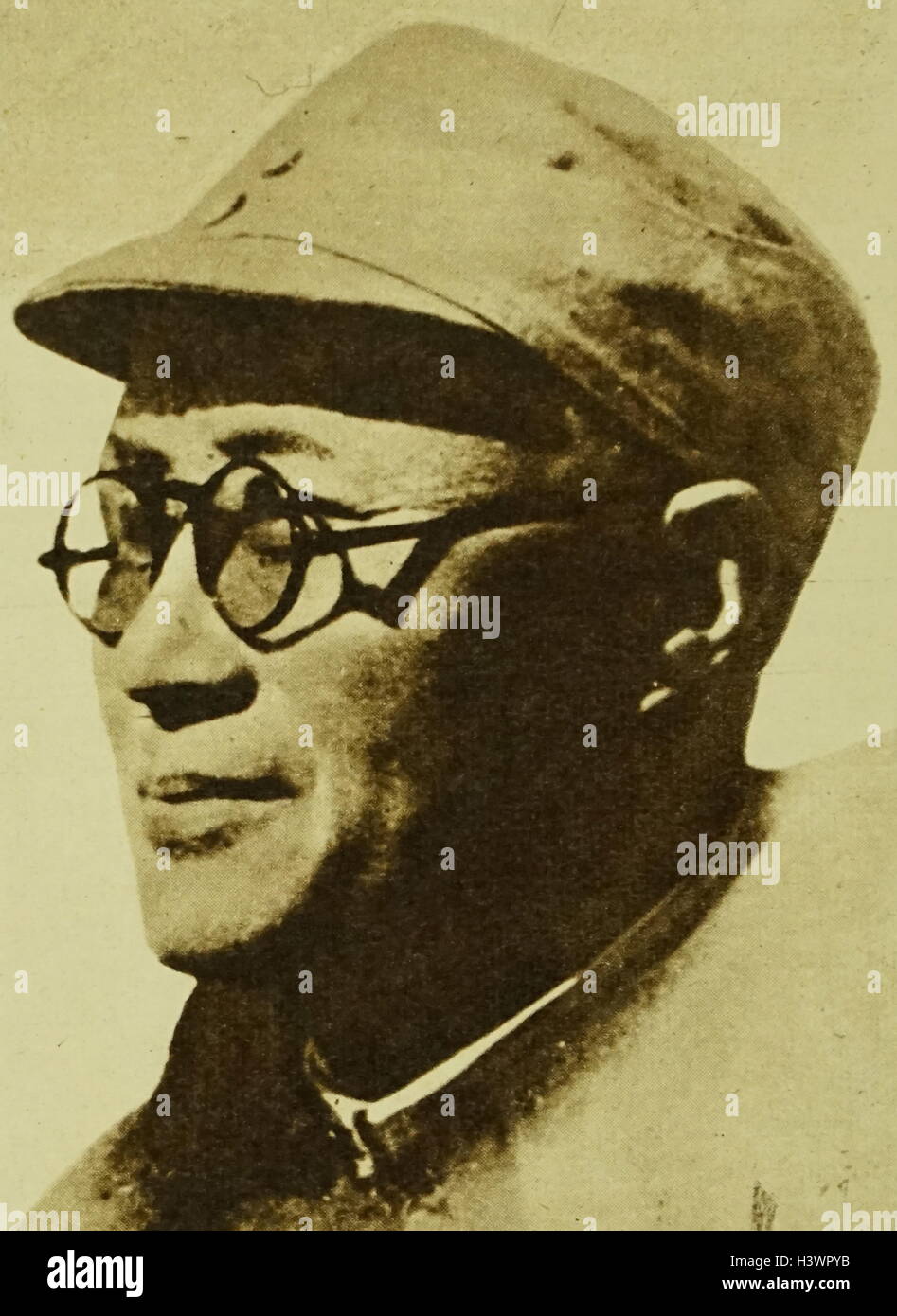 Chinese communist military commander hi-res stock photography and ...