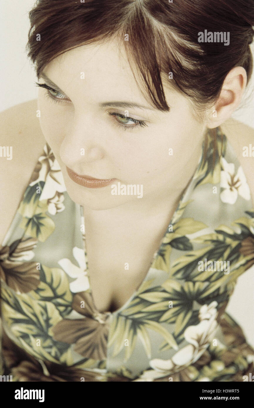 Woman, young, seriously, portrait, model released, summer, view, side ...